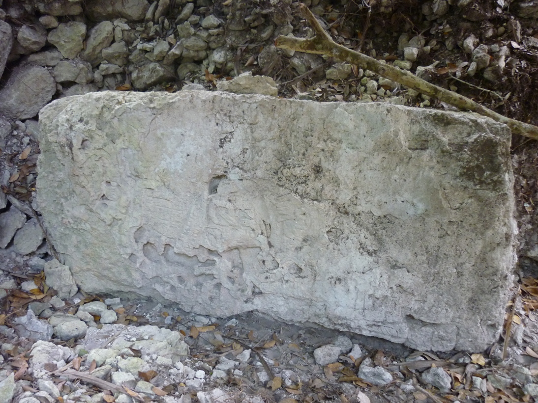 Resumen - La conservación de los monumentos del sitio arqueológico ...